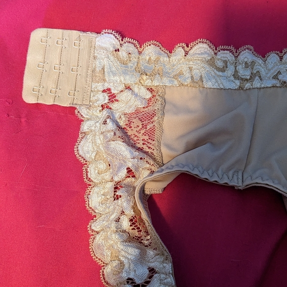 Breezies | Intimates & Sleepwear | Breezies Nwot Bra Size Xs | Poshmark